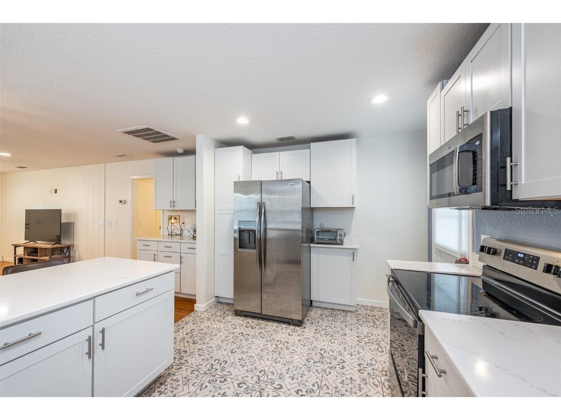 1850 N Virginia Avenue, Bartow, FL, 33830 | MLS: T3536774 | Edina Realty