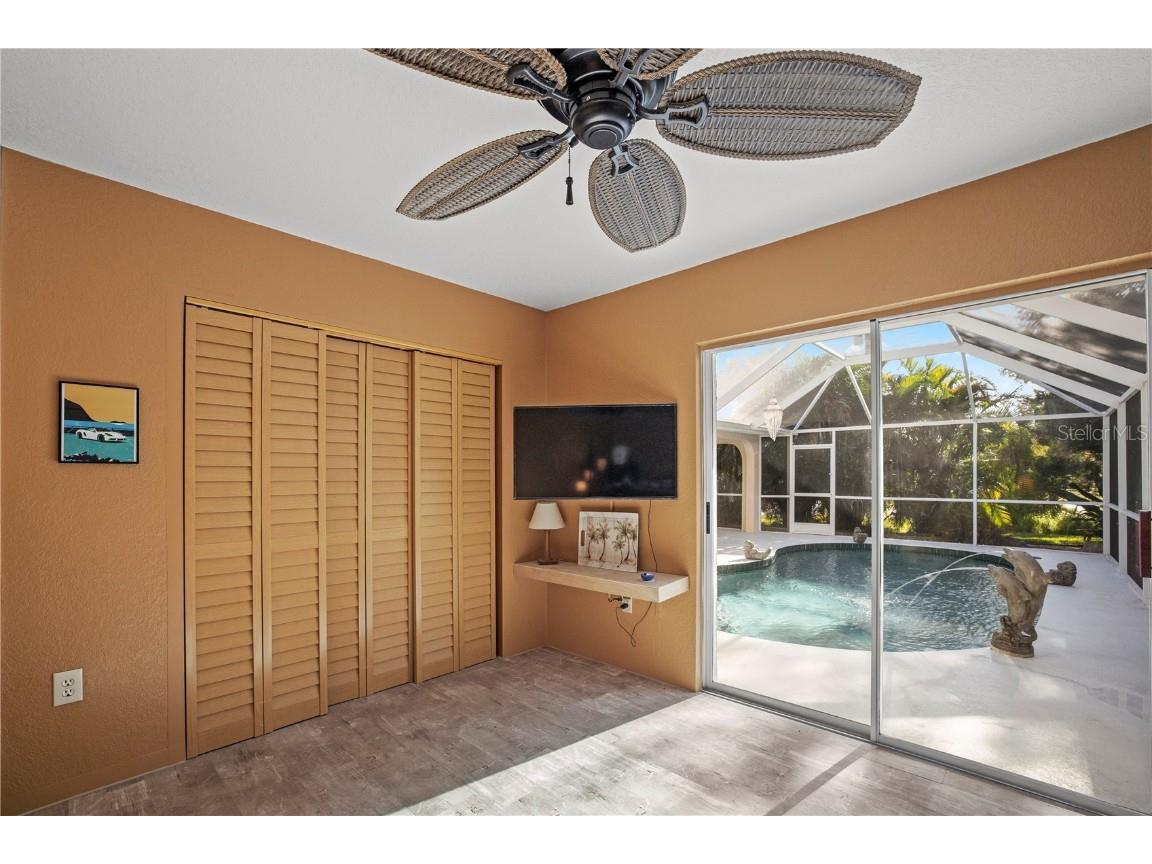18629 Briggs Circle, Port Charlotte, FL, 33948 | MLS: C7479352 | Edina ...