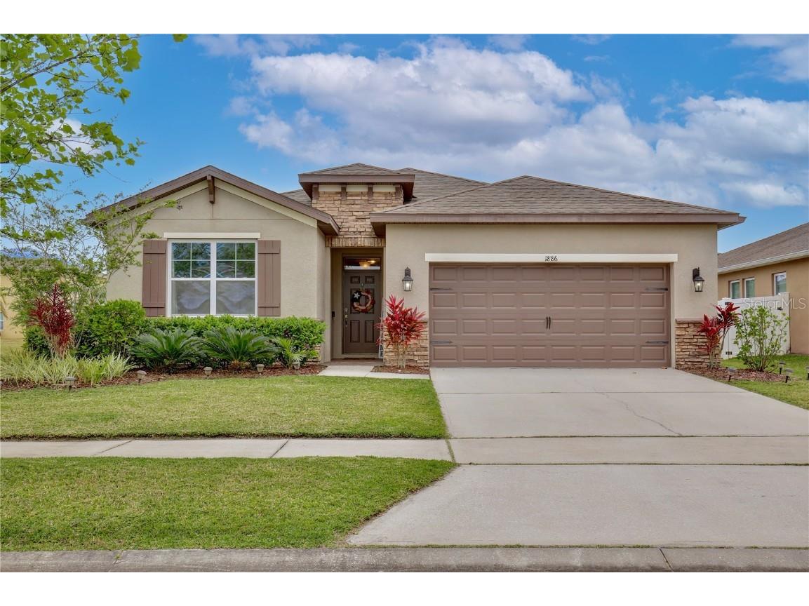 1886 Rustic Falls Drive, Kissimmee, FL, 34744 | MLS: O6191444 | Edina ...