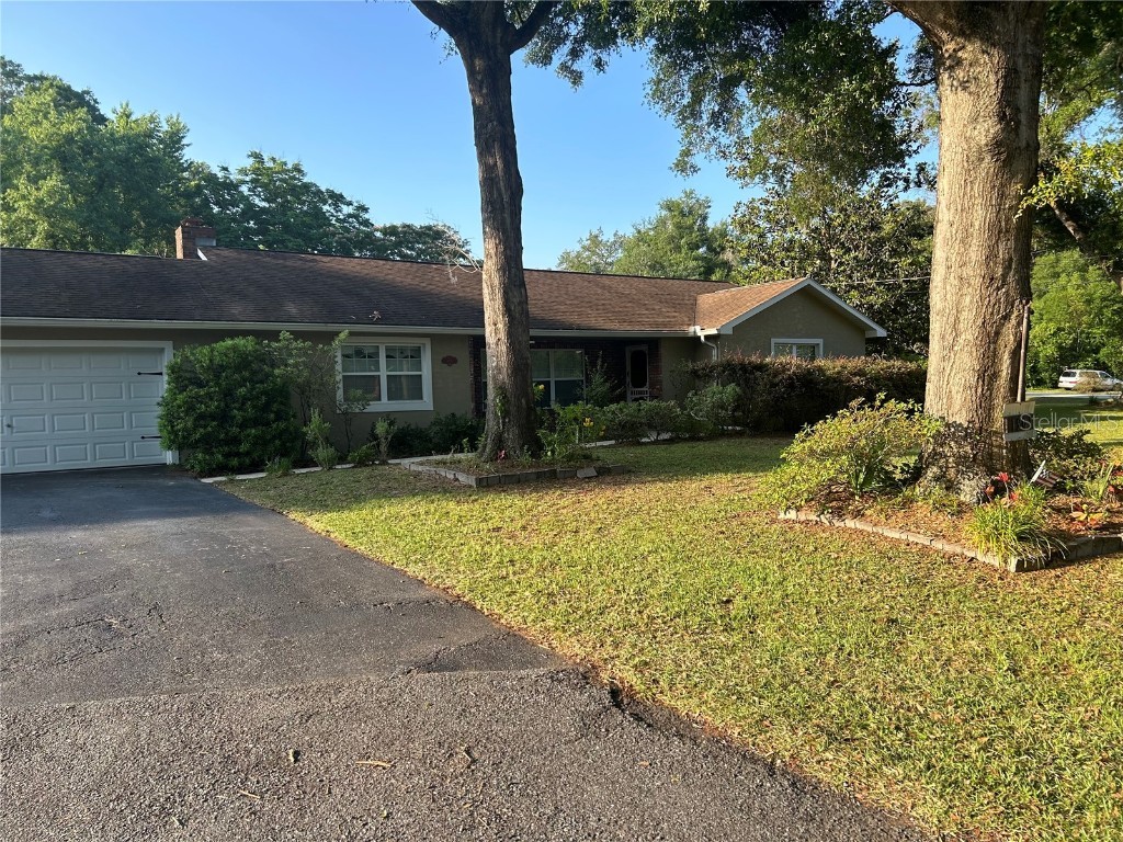 1901 NE 49 Avenue, Ocala, FL, 34470 | MLS: OM678158 | Edina Realty