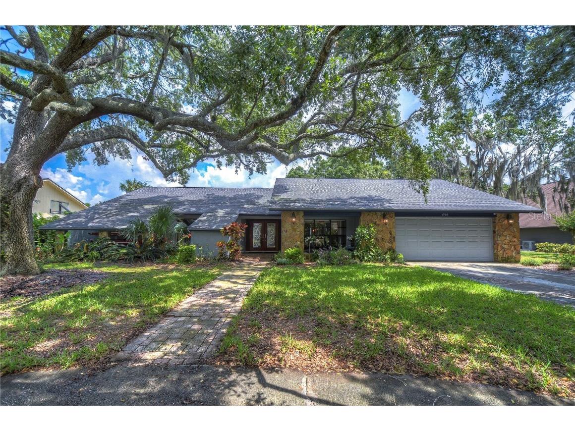 1906 Sweet Bay Court, Plant City, FL, 33566 | MLS: T3530143 | Edina Realty