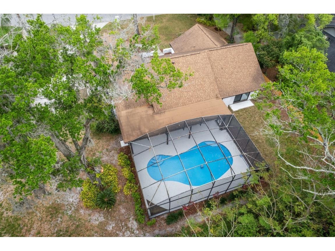 1930 Maple Leaf Drive, Windermere, FL, 34786 | MLS: O6189387 | Edina Realty