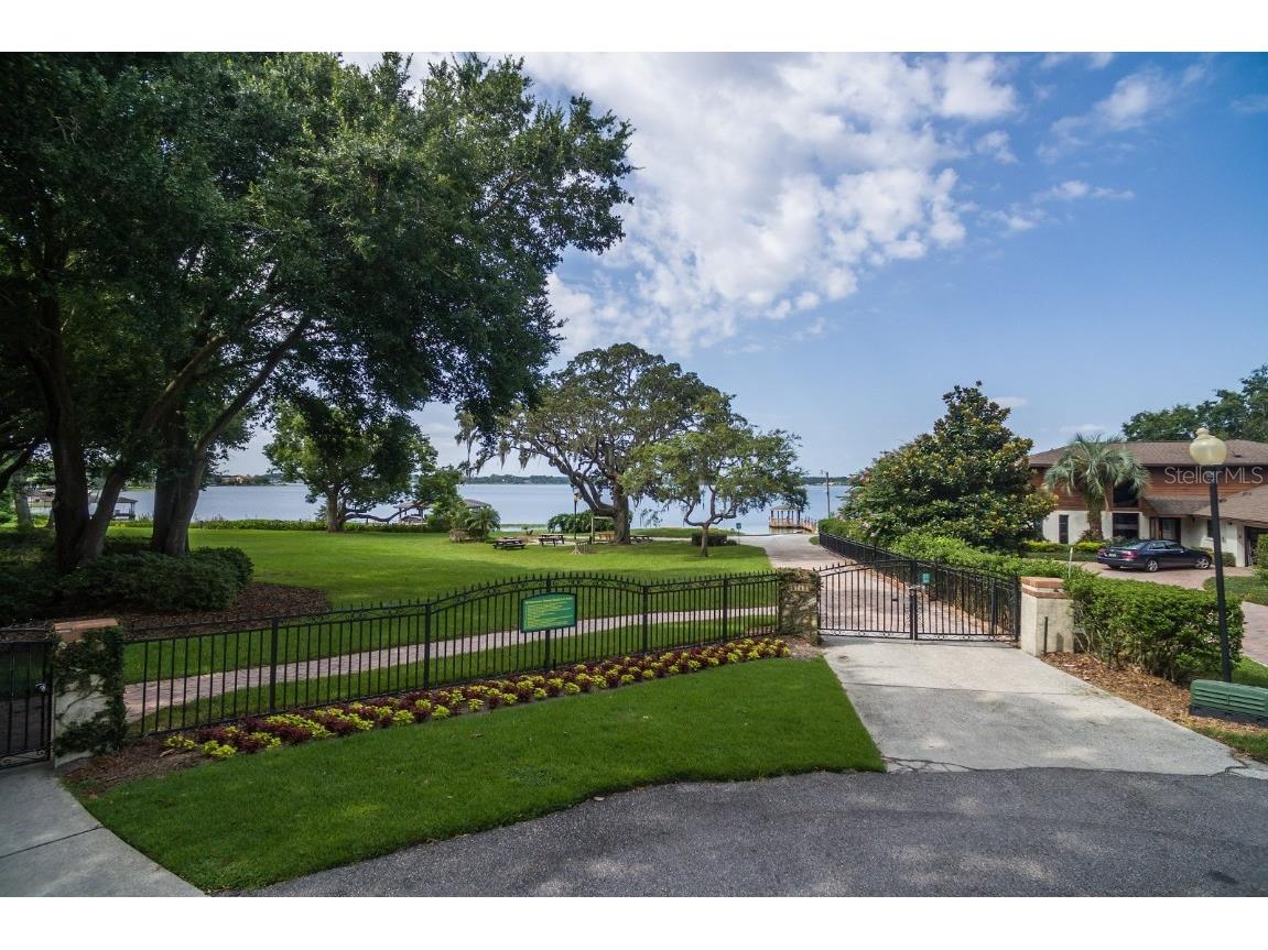 1930 Maple Leaf Drive, Windermere, FL, 34786 | MLS: O6189387 | Edina Realty