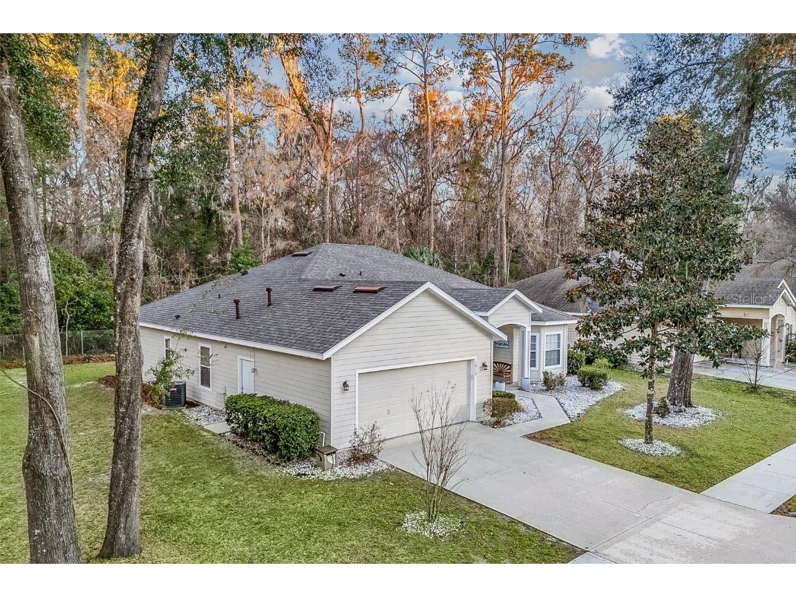 1933 SW 65th Drive, Gainesville, FL, 32607 | MLS: GC519111 | Edina Realty