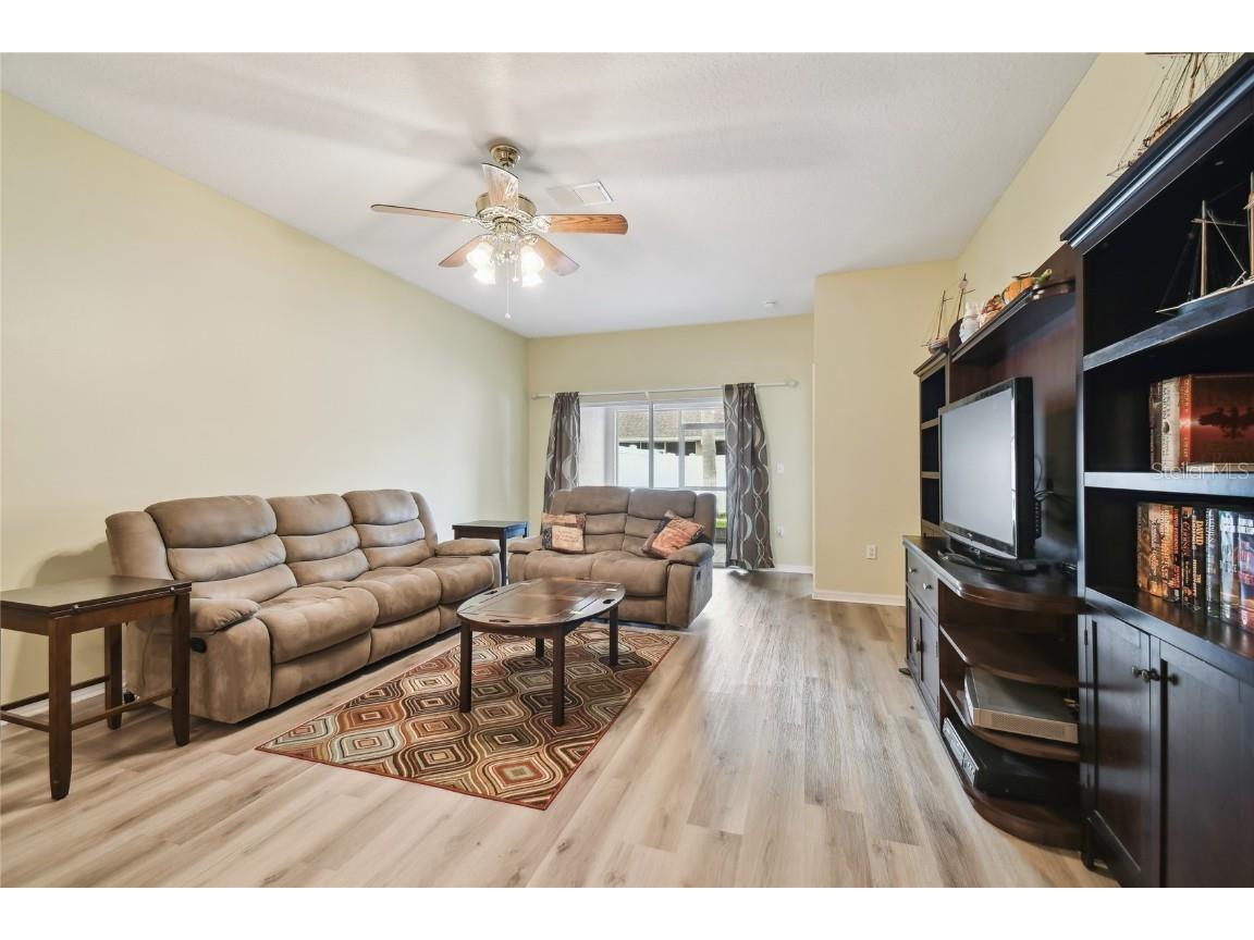 19417 Weymouth Drive, Land O Lakes, FL, 34638 | MLS: U8235756 | Edina ...