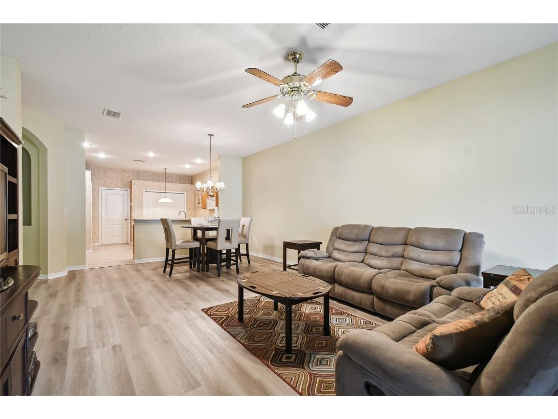 19417 Weymouth Drive, Land O Lakes, FL, 34638 | MLS: U8235756 | Edina ...