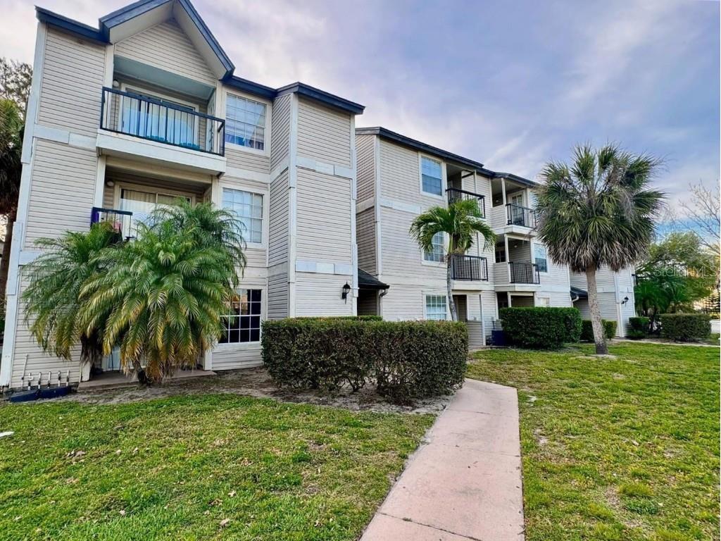 1948 Lake Atriums Circle #135, Orlando, FL, 32839 | MLS: O6282195 ...