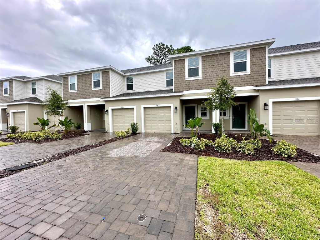 198 River Front Way, Edgewater, FL, 32141 | MLS: O6343920 | Edina Realty