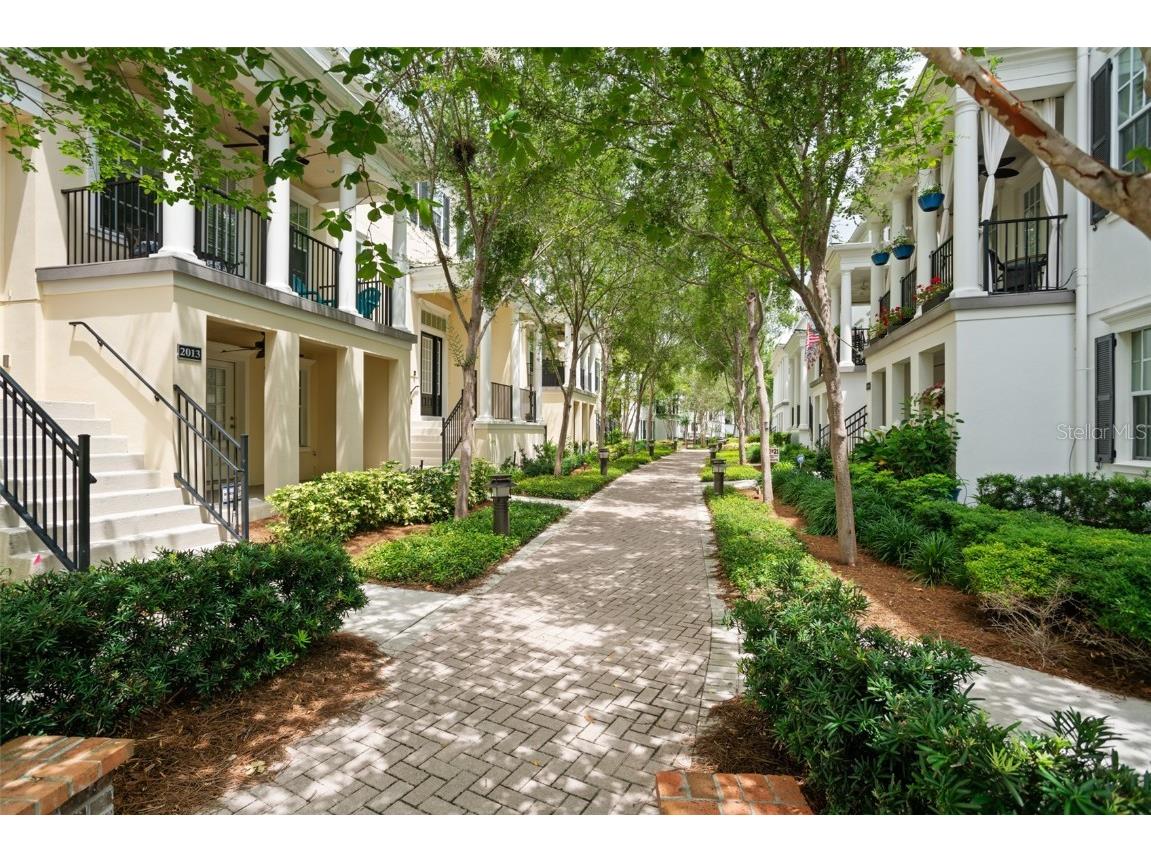 2017 Coulson Alley, Orlando, FL, 32814 | MLS: O6044991 | Edina Realty