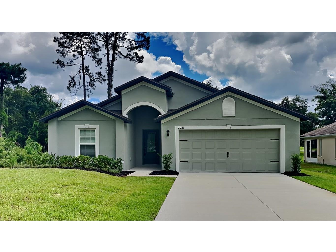 2021 7th Avenue, Deland, FL, 32724 | MLS: O6219912 | Edina Realty