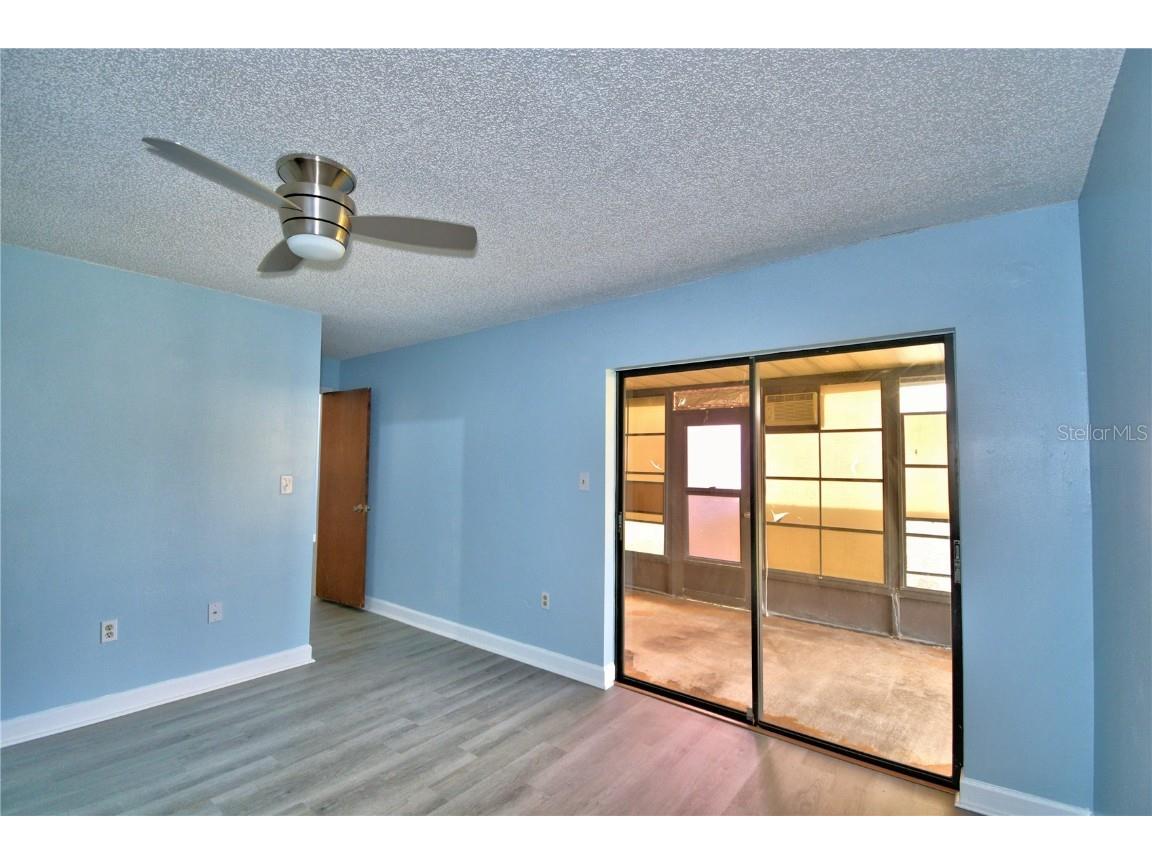2024 Kings Crossing SW, Winter Haven, FL, 33880 | MLS: P4929176 | Edina ...