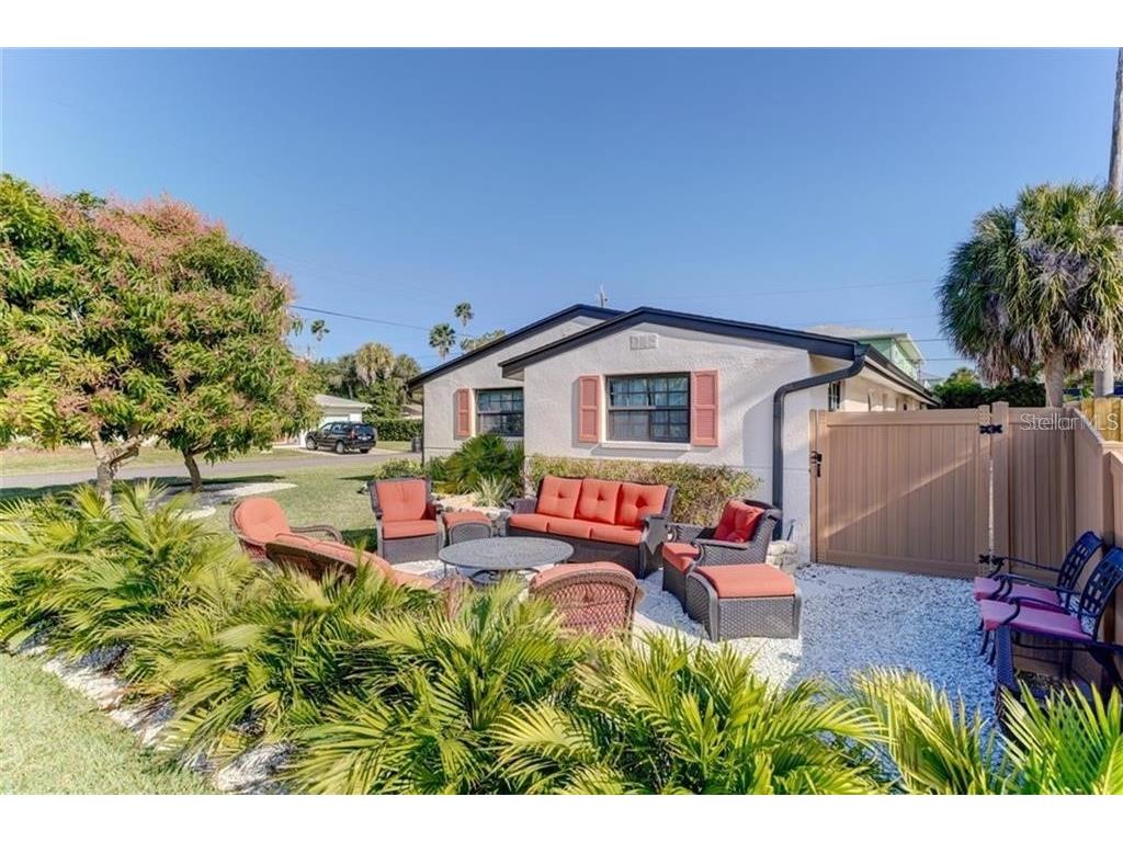 203 162nd Avenue, Redington Beach, FL, 33708 | MLS: T3513215 | Edina Realty