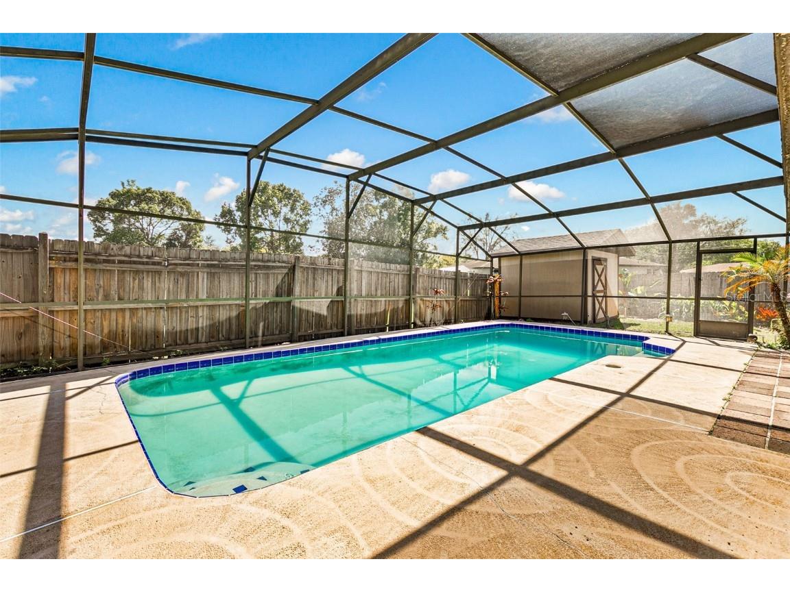 203 Loch Low Drive, Sanford, FL, 32773 | MLS: O6184182 | Edina Realty