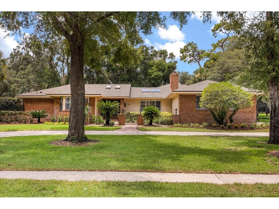 205 N Sweetwater Cove Boulevard, Longwood, FL, 32779 | MLS: O6327949 ...