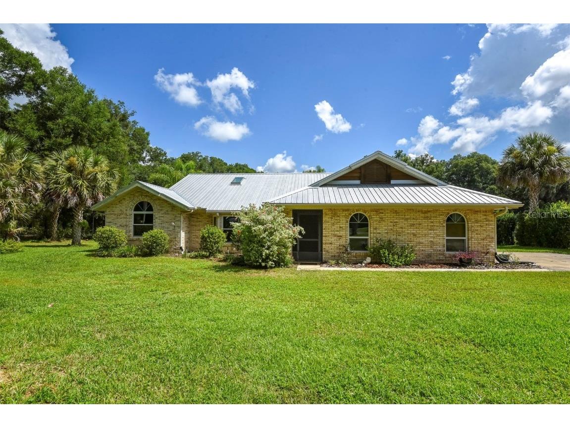 2065 Bond Road, Deland, FL, 32720 | MLS: V4937134 | Edina Realty