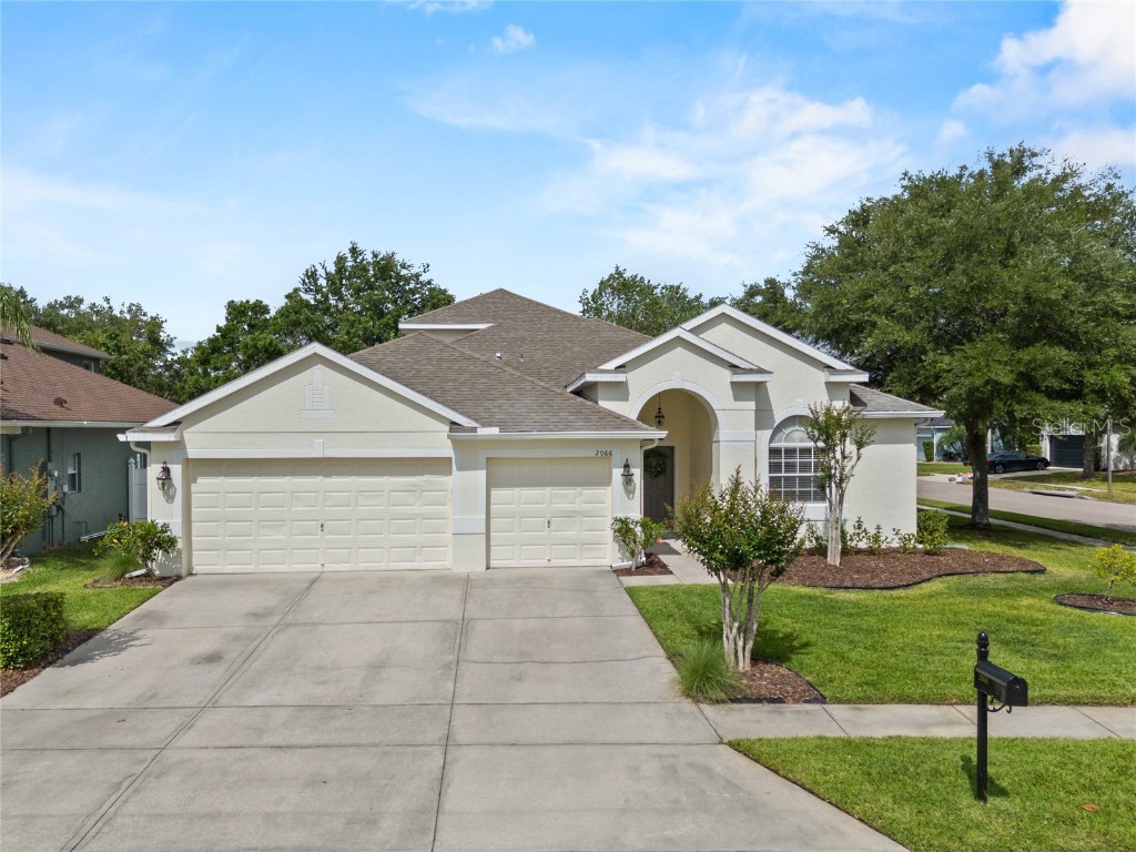 2066 Gloria Oak Court, Orlando, FL, 32820 | MLS: O6194277 | Edina Realty