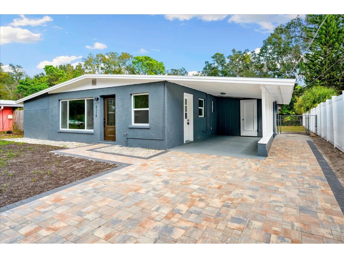2119 Vinson Avenue, Sarasota, FL, 34232 | MLS: N6132772 | Edina Realty