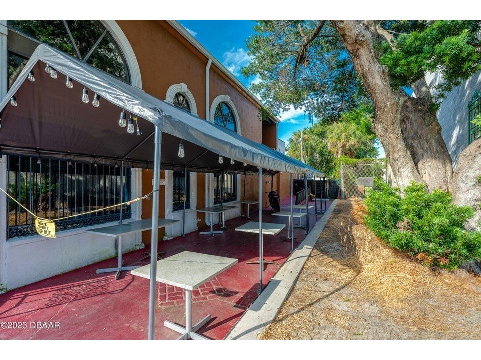 214 N Beach Street, Daytona Beach, FL, 32114 | MLS: V4936479 | Edina Realty