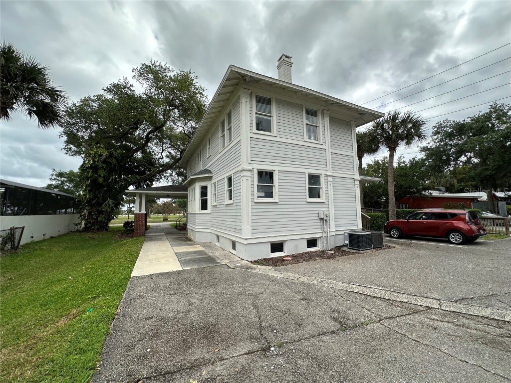 214 S Riverside Drive, New Smyrna Beach, FL, 32168 | MLS: NS1081299 ...