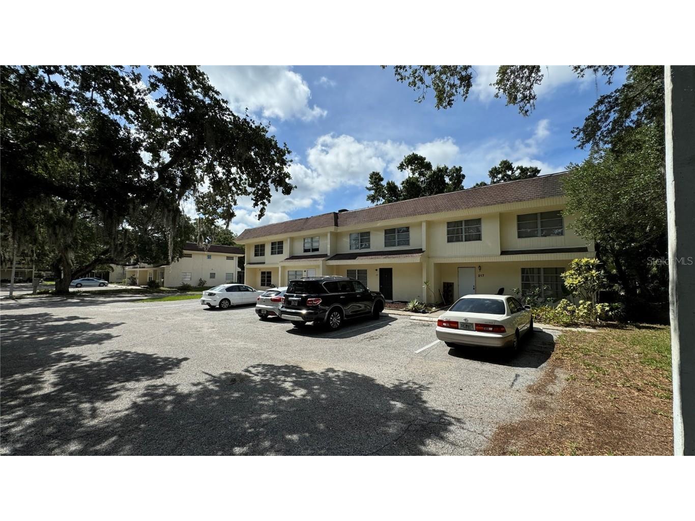 215 Amherst Avenue, Sarasota, FL, 34232 | MLS: A4614860 | Edina Realty