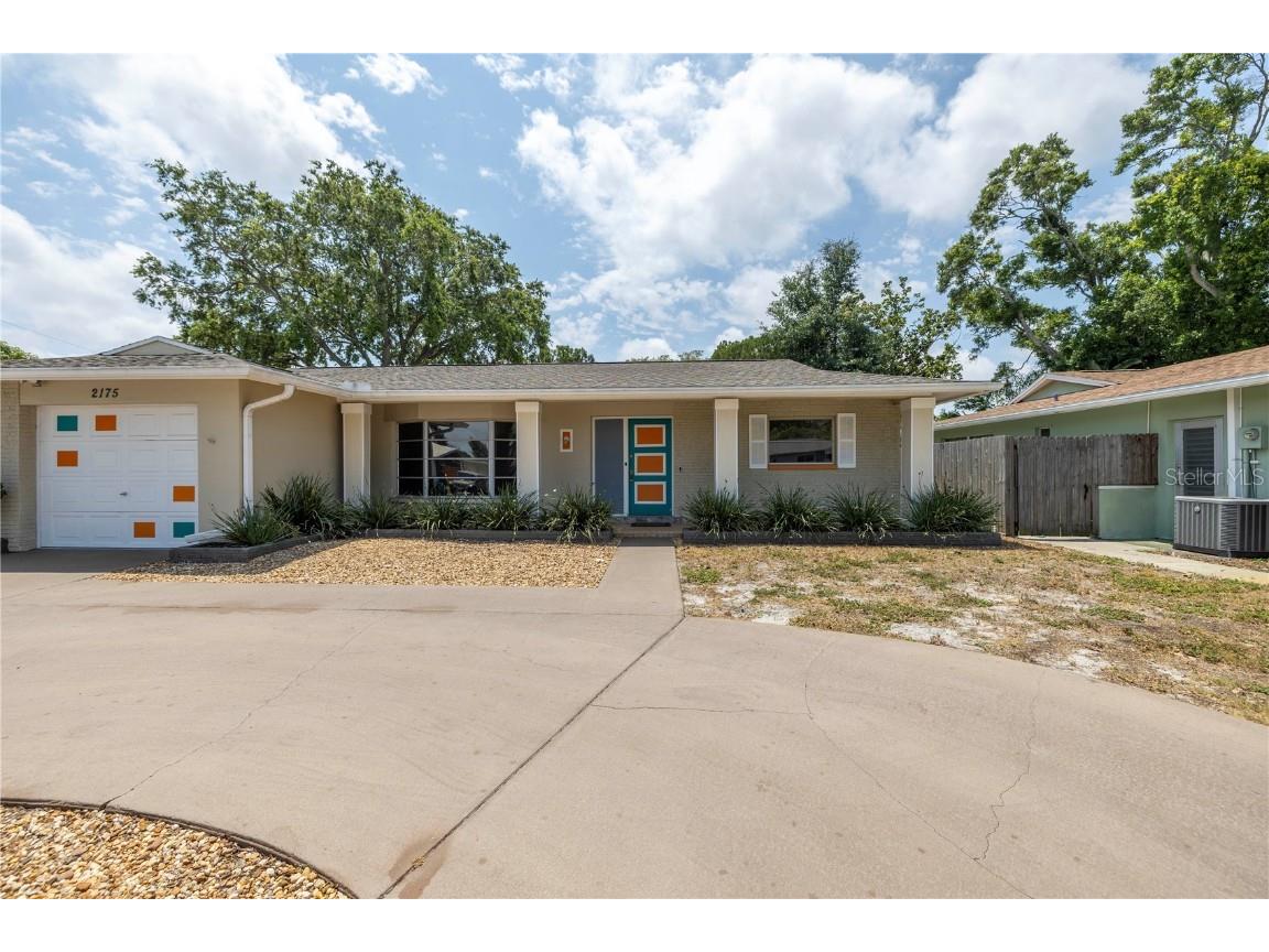 2175 Scotland Drive, Clearwater, FL, 33763 | MLS: U8242346 | Edina Realty