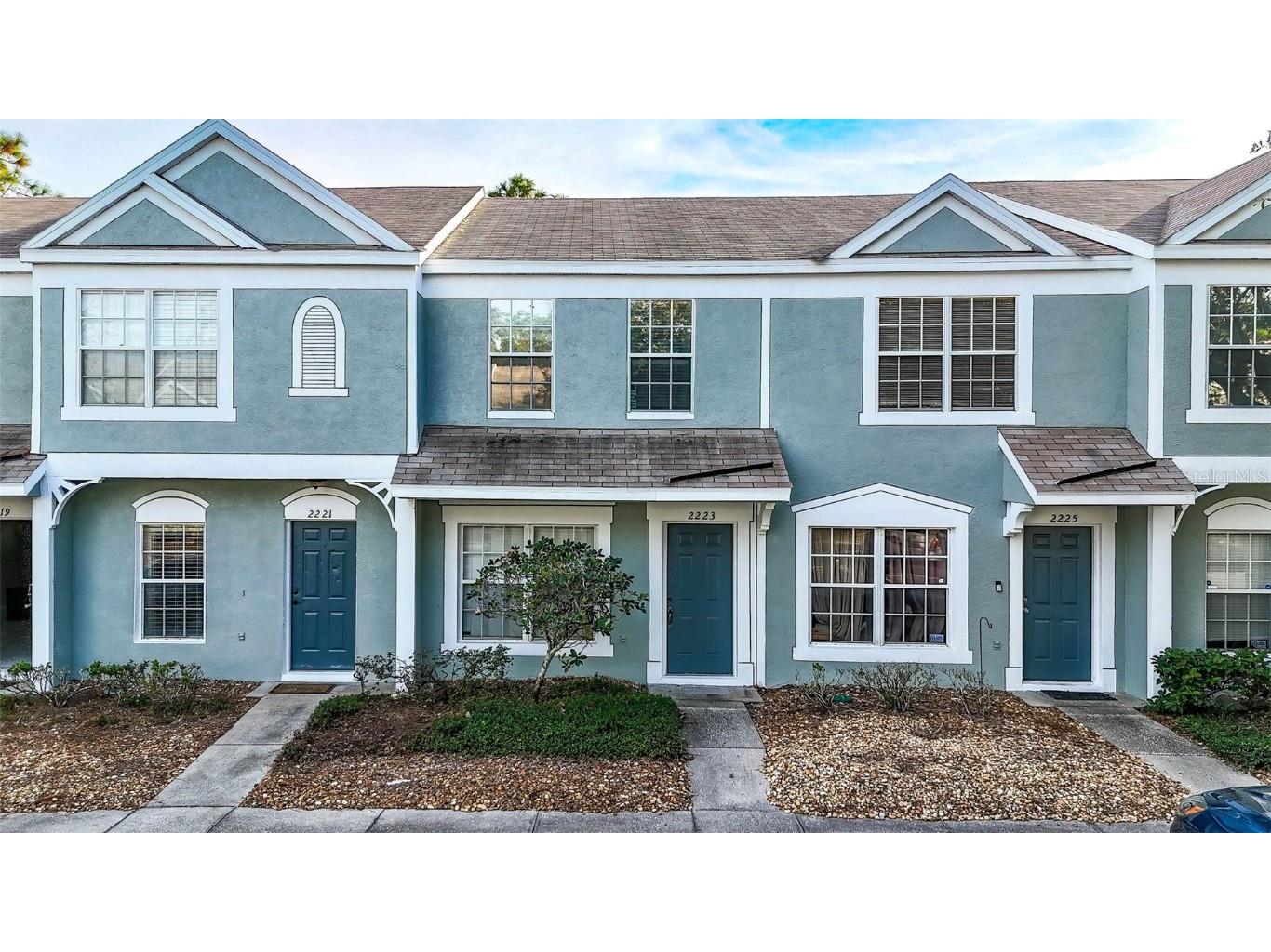 2223 Lake Woodberry Circle, Brandon, FL, 33510 | MLS: TB8347827 | Edina ...