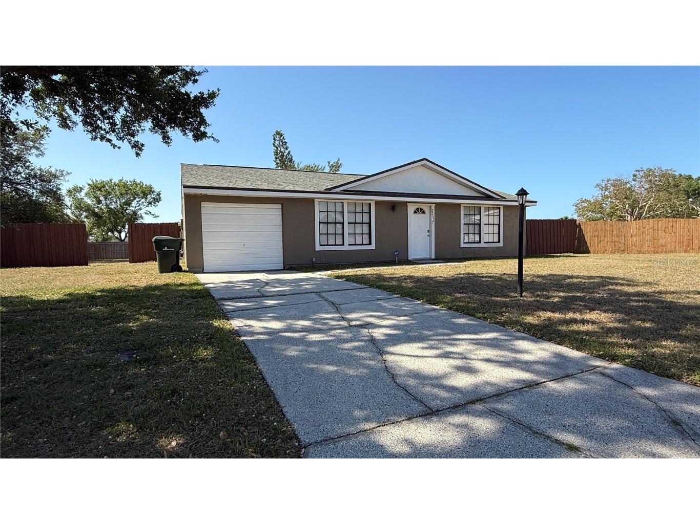 2231 Lockwood Meadows Way, Sarasota, FL, 34234 | MLS: A4650425 | Edina ...