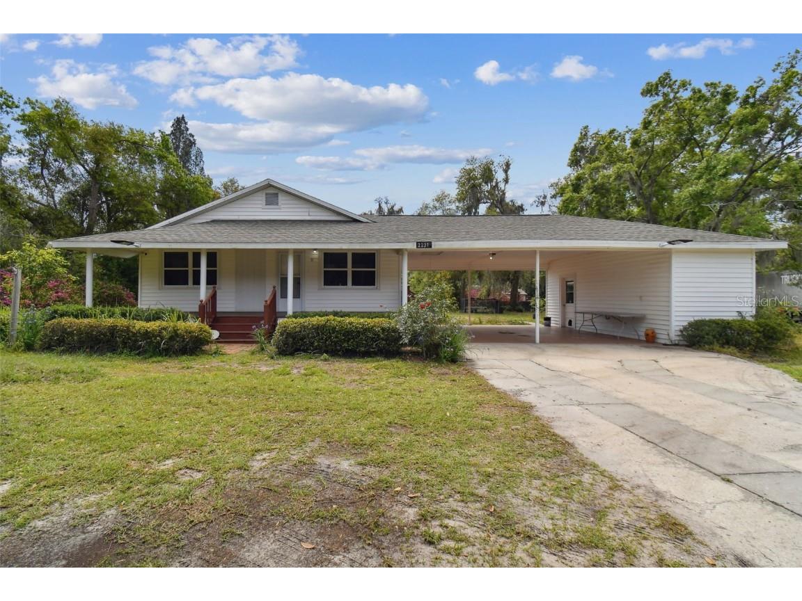 2231 Nichols Road, Lithia, FL, 33547 | MLS: TB8376528 | Edina Realty