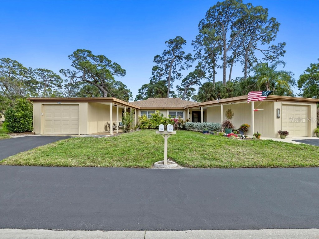 2260 Willow Tree Drive #86, Sarasota, FL, 34231 | MLS: A4603790 | Edina ...