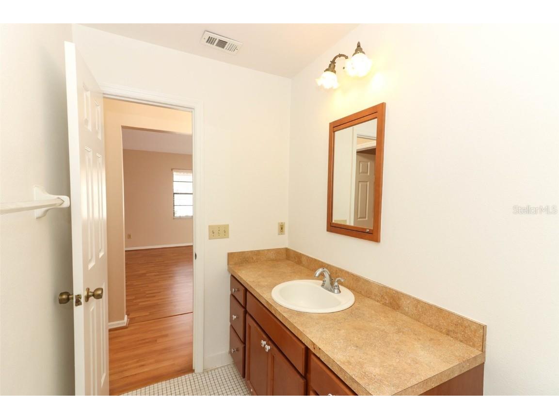 228 Balfour Drive #17, Winter Park, FL, 32792 | MLS: O6146885 | Edina ...