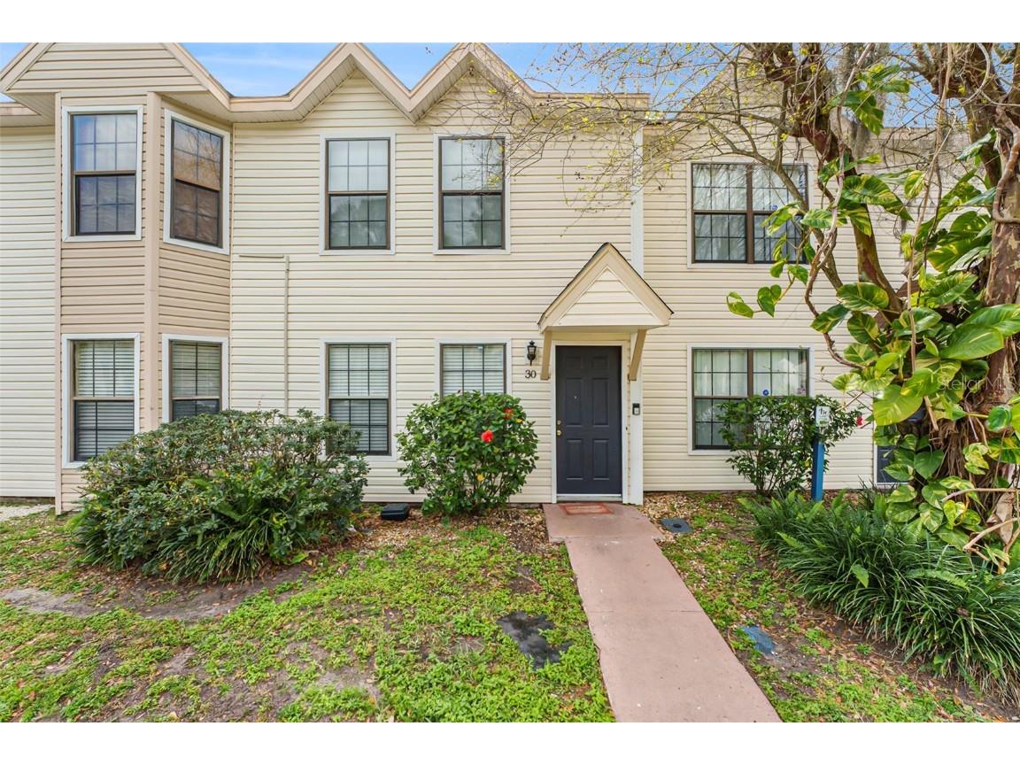 2302 Maki Road #30, Plant City, FL, 33563 | MLS: U8235336 | Edina Realty