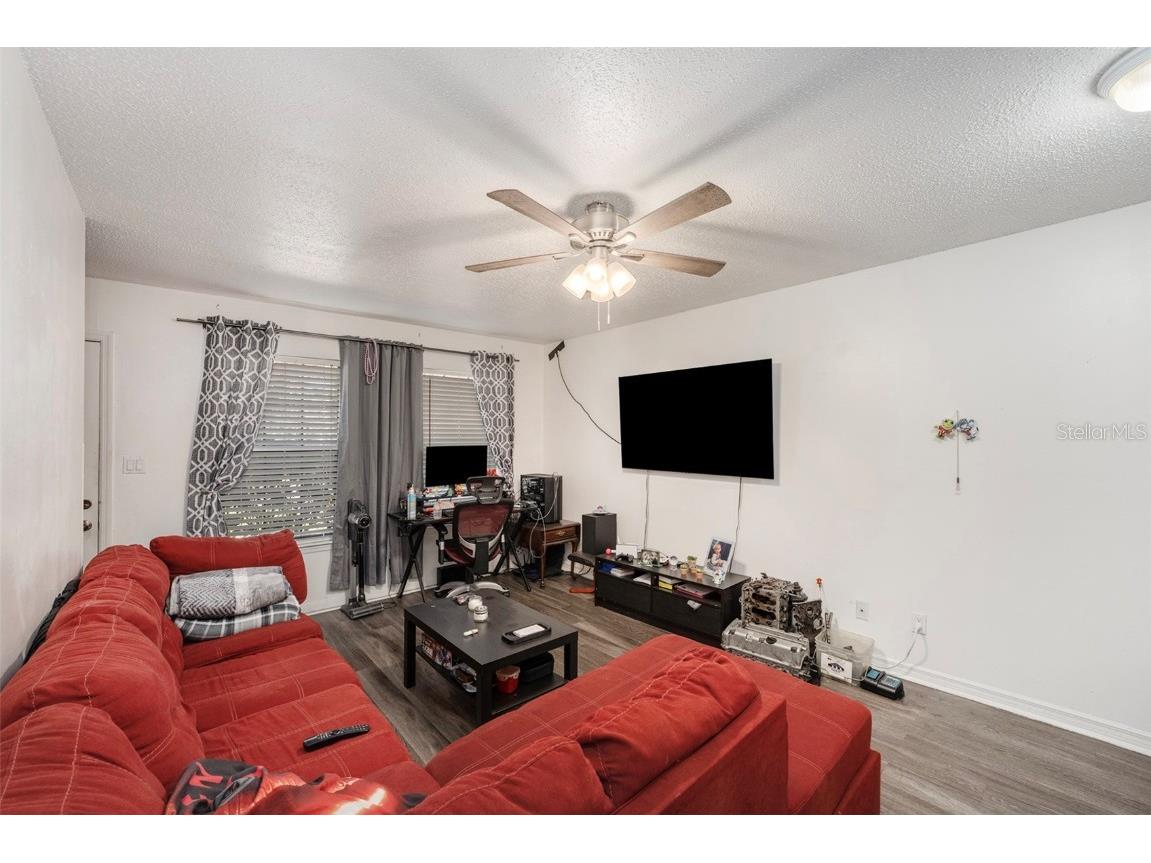 2302 Maki Road #30, Plant City, FL, 33563 | MLS: U8235336 | Edina Realty