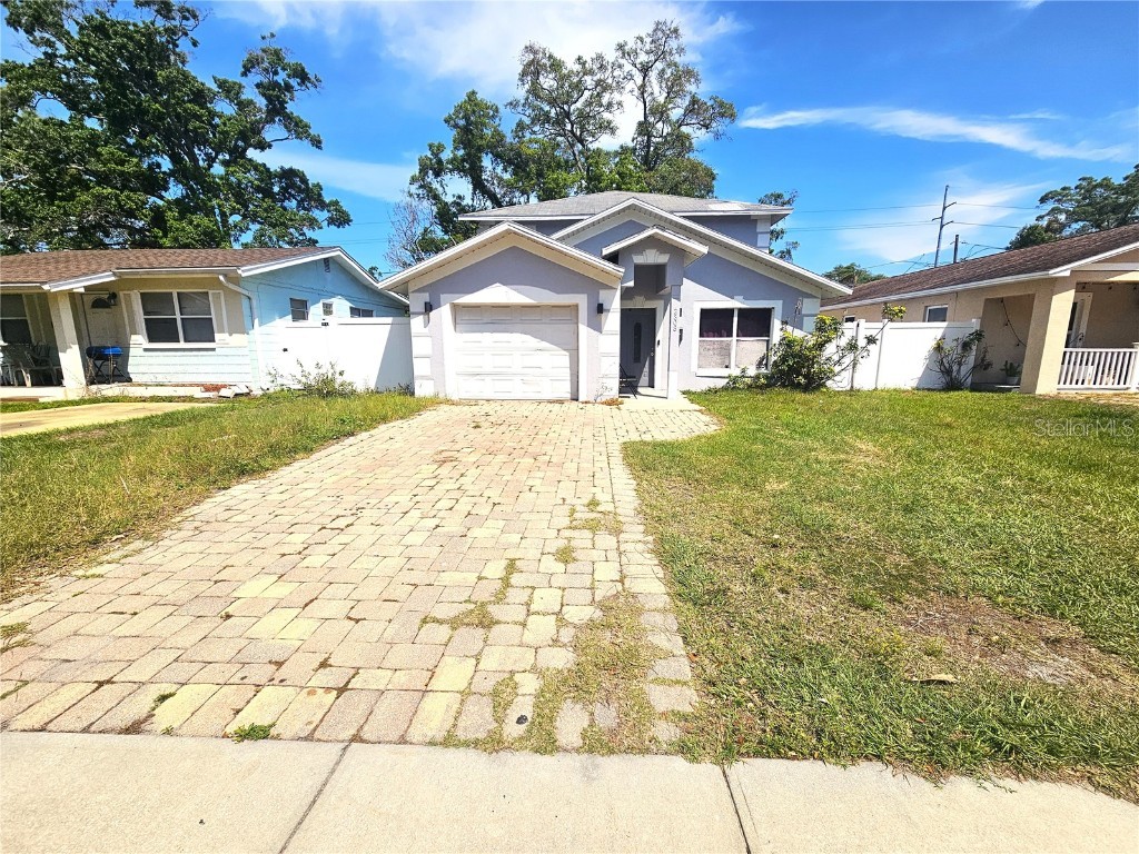 2303 16th Avenue S, Saint Petersburg, FL, 33712 | MLS: U8236117 | Edina ...