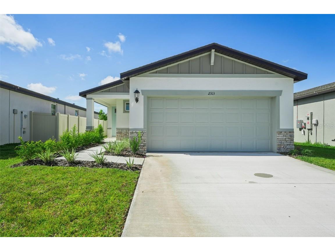 2313 E Newsome Road, Plant City, FL, 33565 | MLS: O6185213 | Edina Realty