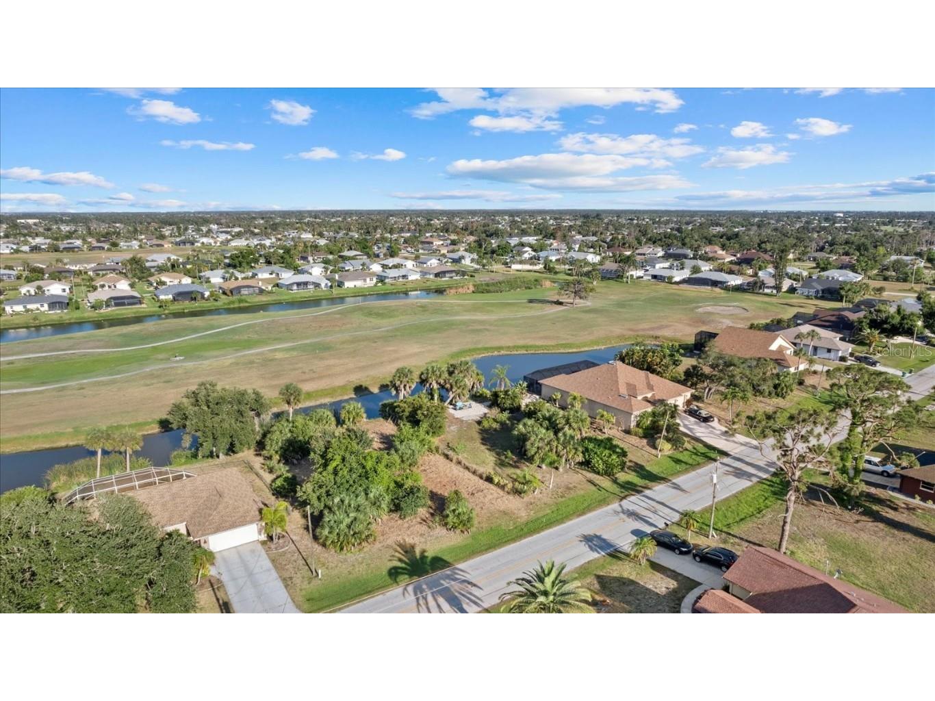 232 Rotonda Circle, Rotonda West, FL, 33947 | MLS: A4612147 | Edina Realty