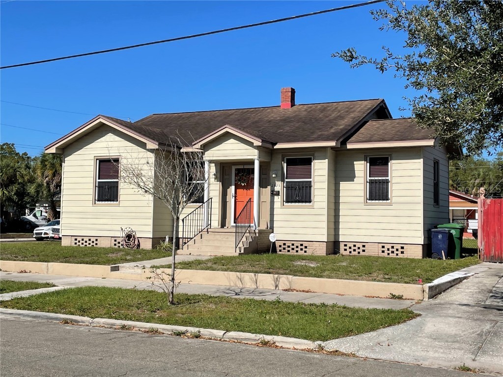 2323 W North B Street, Tampa, FL, 33609 | MLS: T3456853 | Edina Realty