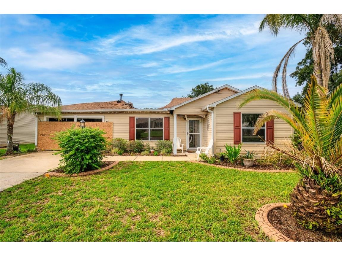 2328 Due West Drive, The Villages, FL, 32162 | MLS: TB8419871 | Edina Realty