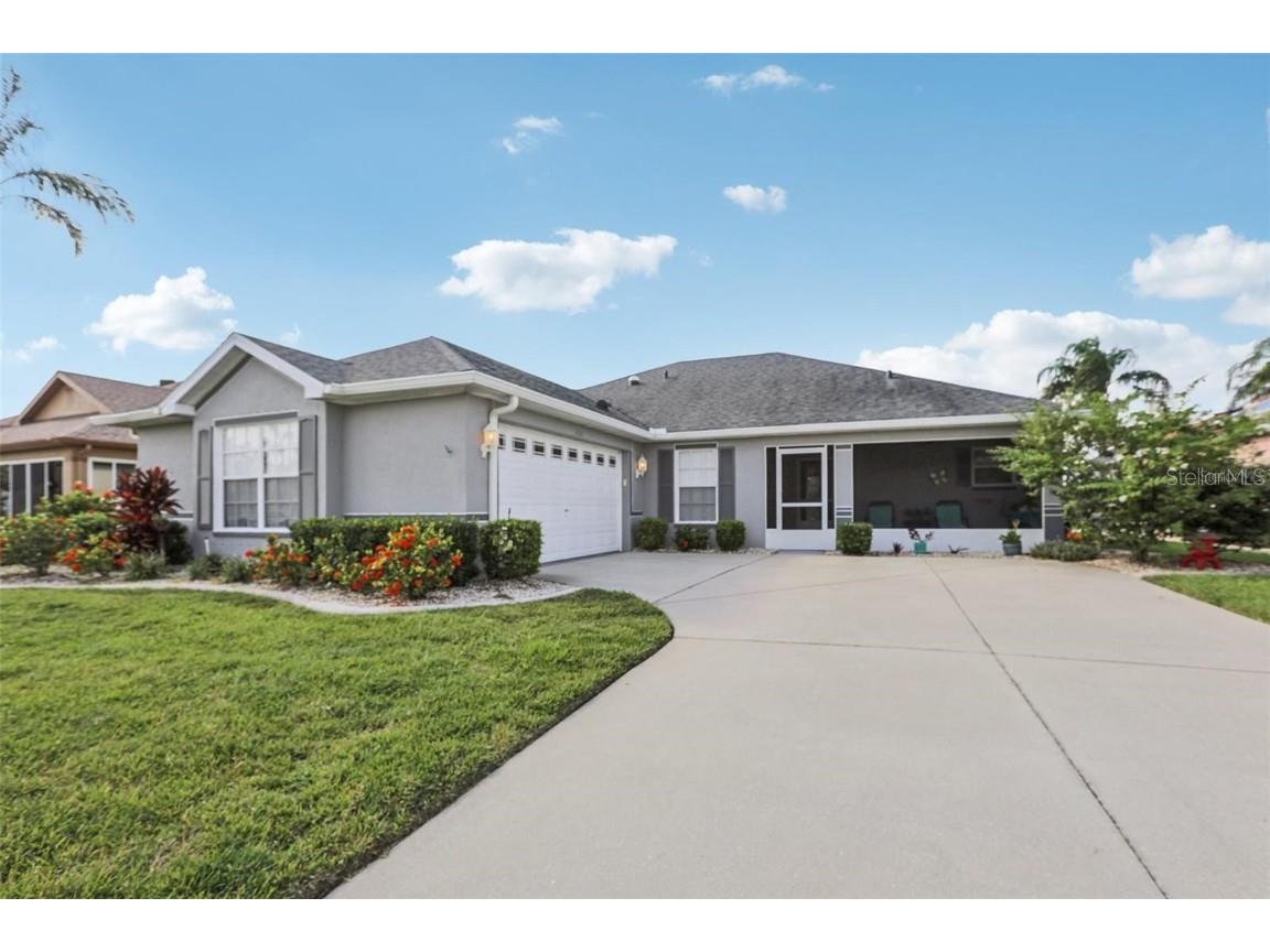 2331 Emerald Lake Drive, Sun City Center, FL, 33573 | MLS: TB8413828 ...