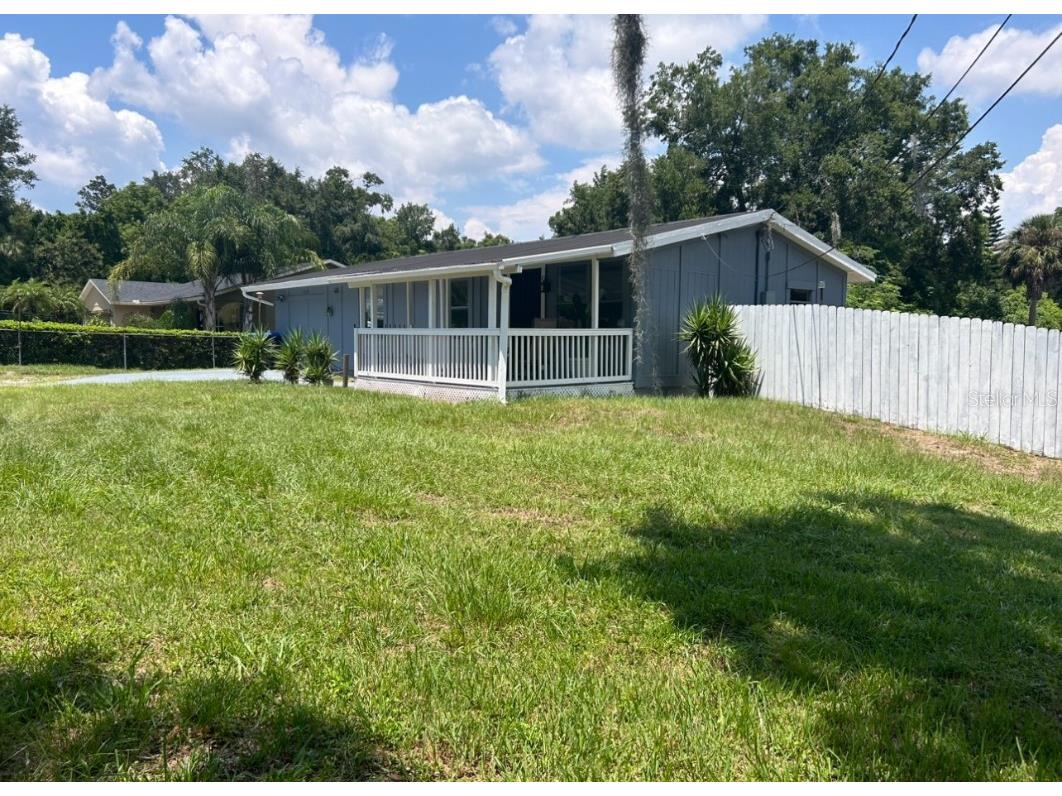 2339 W Highland Avenue, Apopka, FL, 32712 | MLS: O6231343 | Edina Realty
