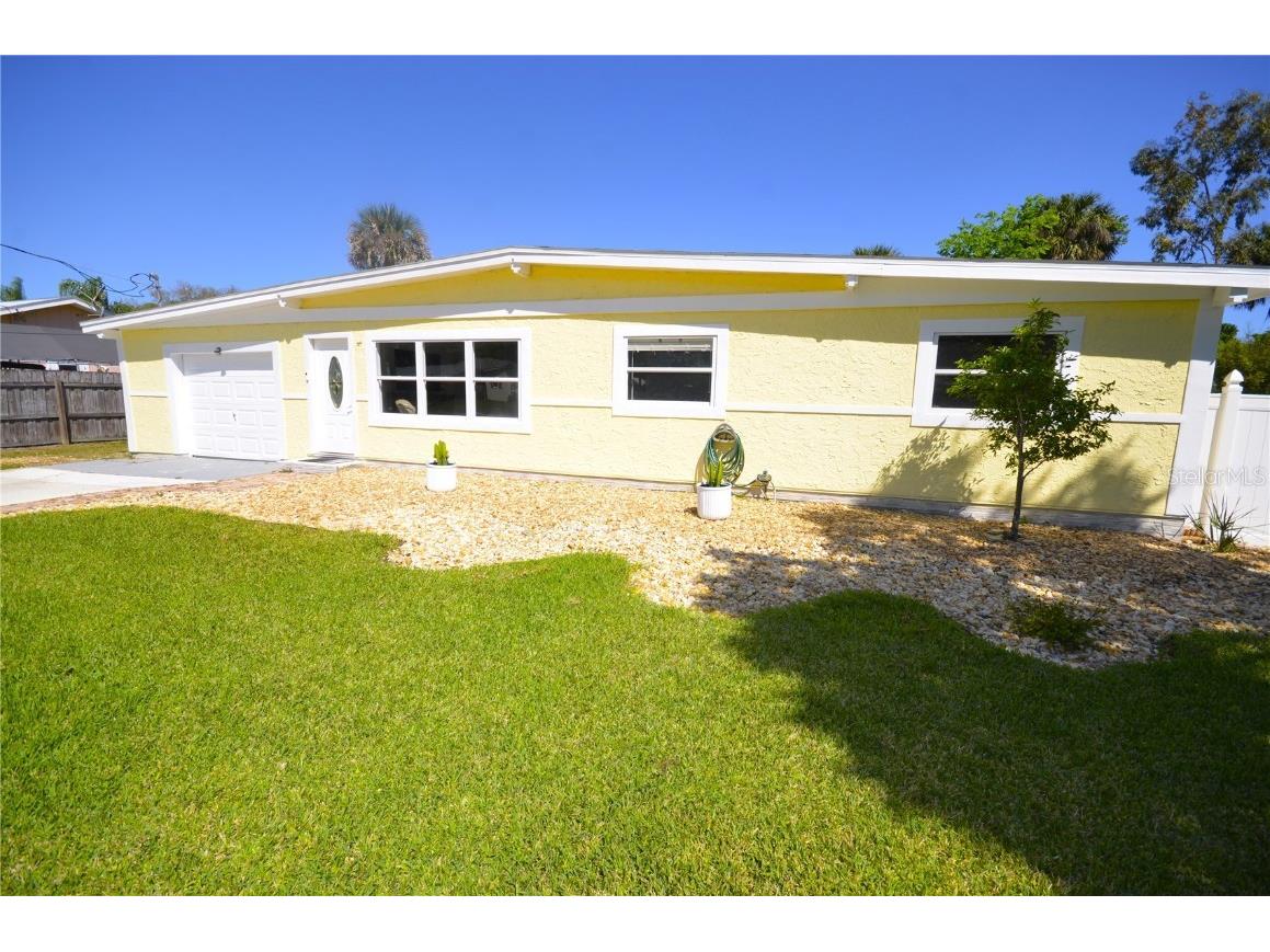 2445 Lydia Way, New Smyrna Beach, FL, 32168 | MLS: NS1080956 | Edina Realty