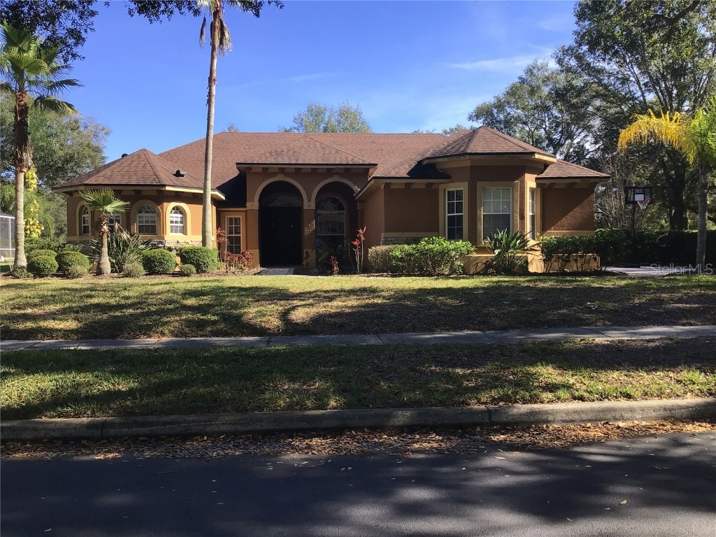 2533 Ridgewind Way, Windermere, FL, 34786 | MLS: O6169984 | Edina Realty