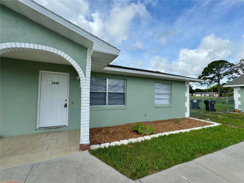 2542 Elm Avenue, Lake Wales, FL, 33898 | MLS: P4930862 | Edina Realty