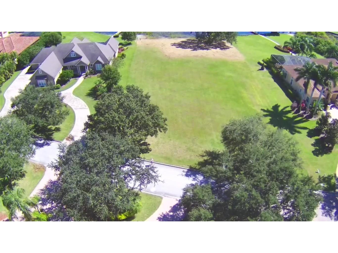 2684 Wyndsor Oaks Way, Winter Haven, FL, 33884 | MLS: L4956595 | Edina ...