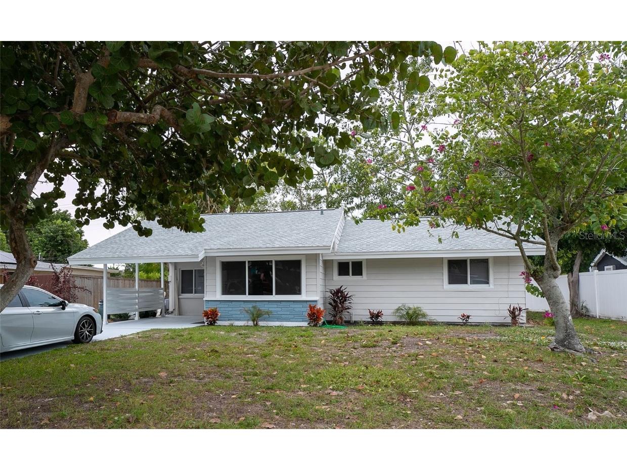 2722 Nancy Street, Sarasota, FL, 34237 | MLS: A4592485 | Edina Realty