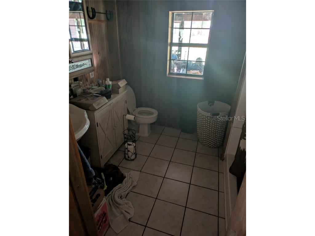 2833 SW Wilson Springs Road, Fort White, FL, 32038 | MLS: TB8447437 | Edina Realty