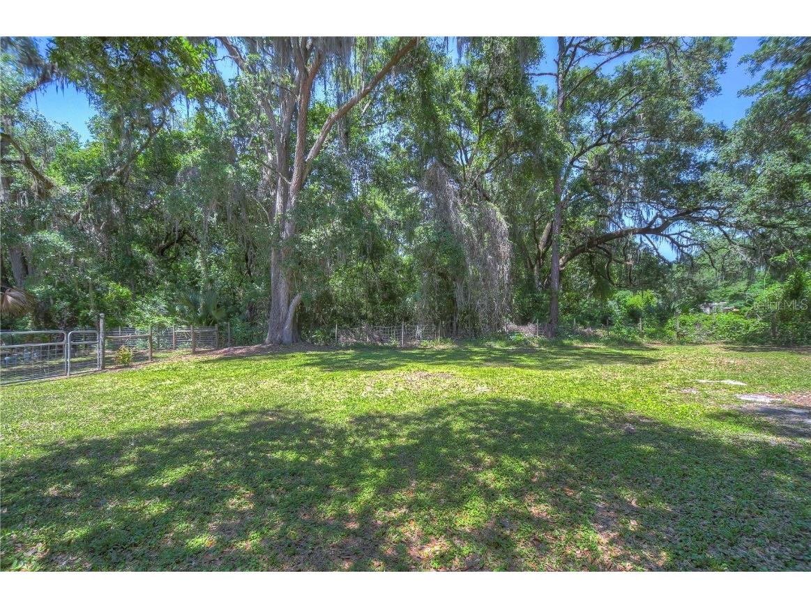 2860 Cr 610, Bushnell, FL, 33513 | MLS: T3520828 | Edina Realty