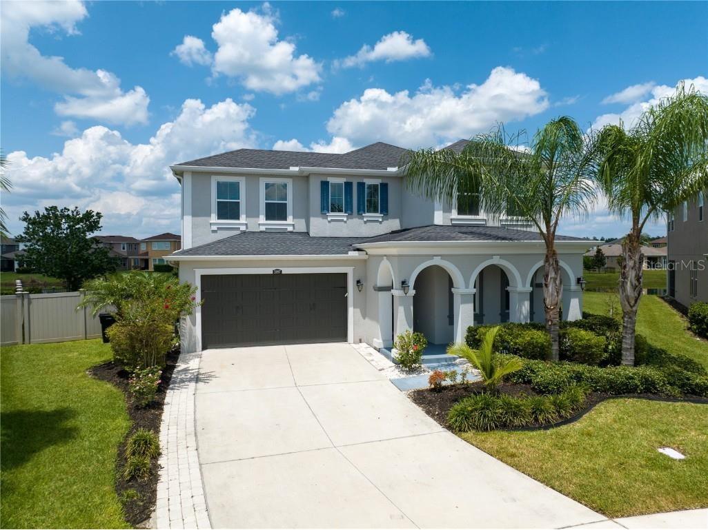 28997 Revaro Lane, Wesley Chapel, FL, 33543 | MLS: T3506611 | Edina Realty