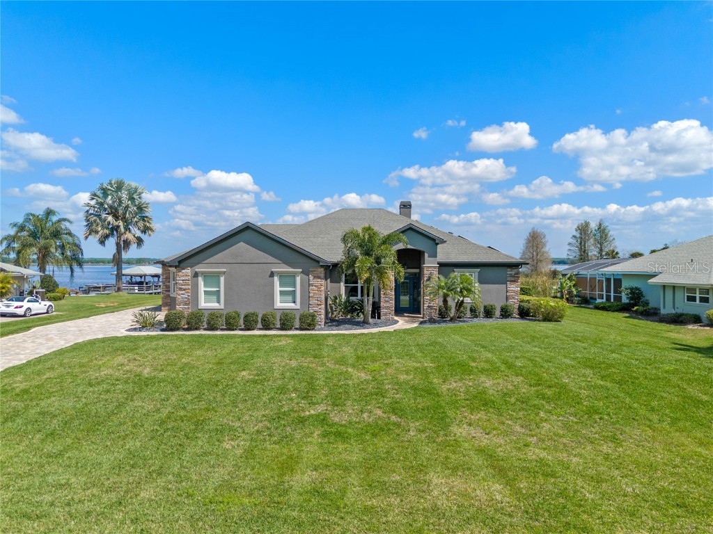 29008 Beauclaire Drive, Tavares, FL, 32778 | MLS: A4603638 | Edina Realty