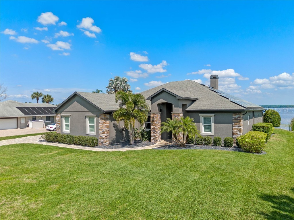 29008 Beauclaire Drive, Tavares, FL, 32778 | MLS: A4603638 | Edina Realty