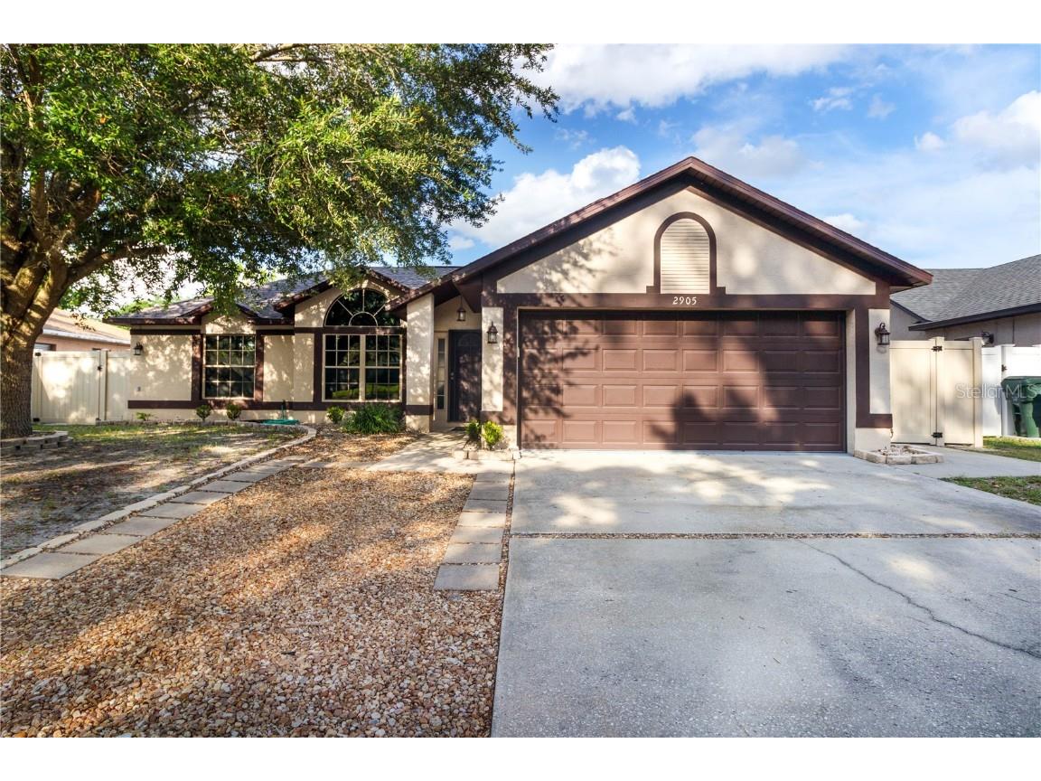 2905 Mill Run Boulevard, Kissimmee, FL, 34744 | MLS: O6211242 | Edina ...
